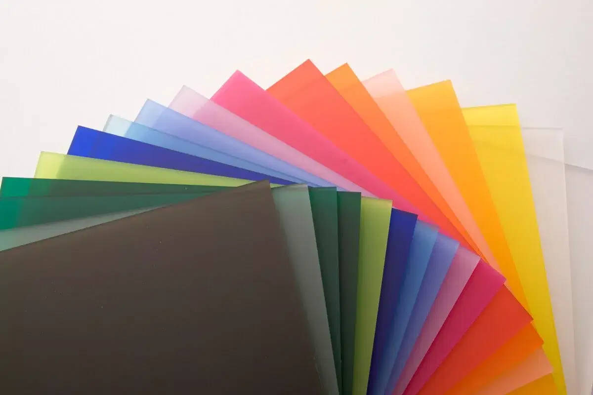 5 Reasons Why It’s So Versatile Coloured Acrylic Sheets